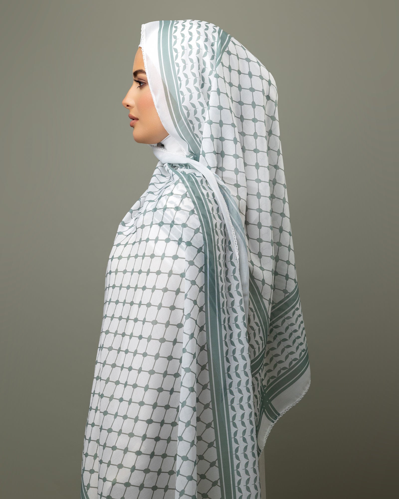 HĀNM Keffiyeh Cotton print hijab with delicate crochet detailing